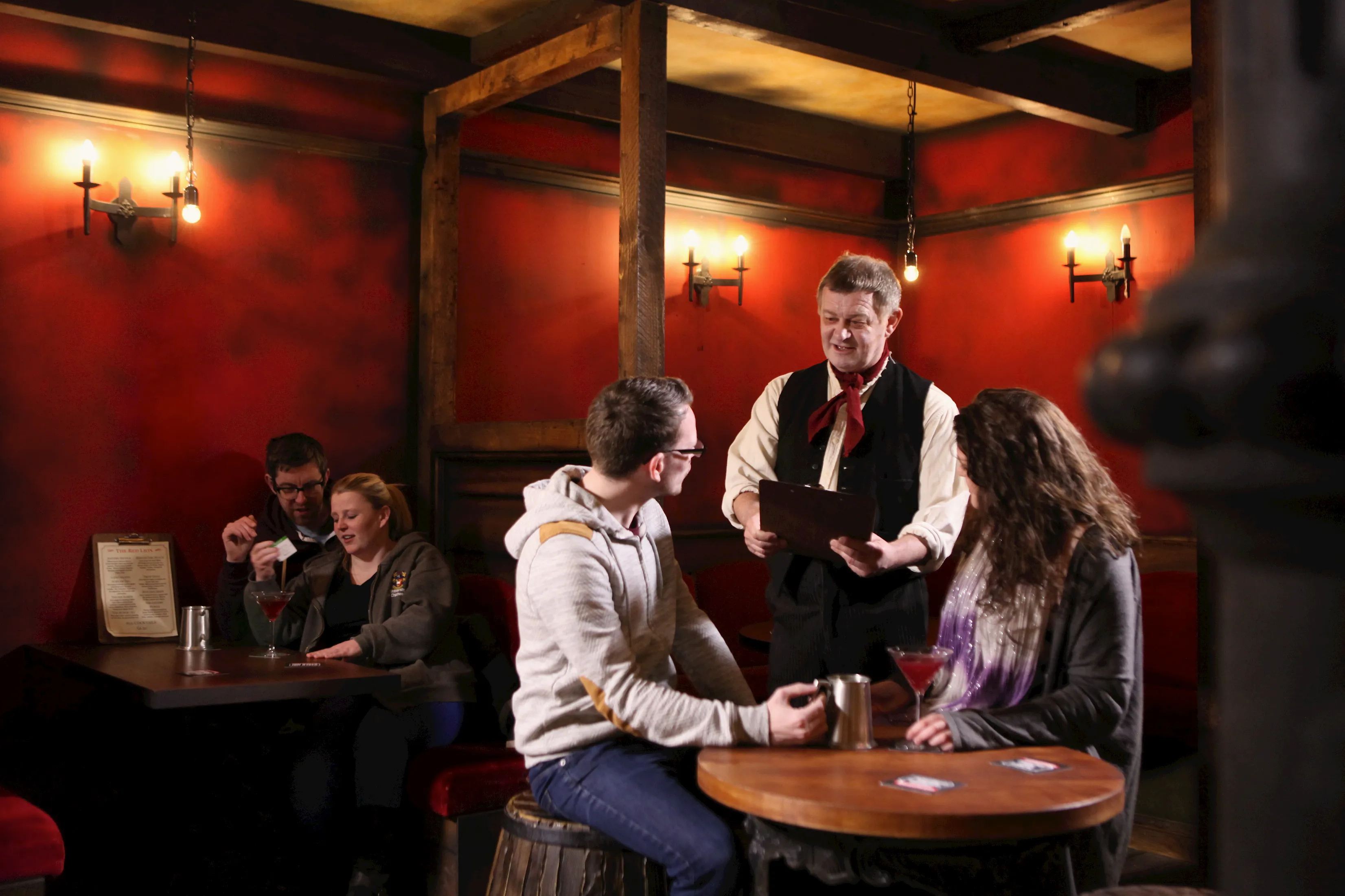 The Red Lion Pub | The Blackpool Tower Dungeon